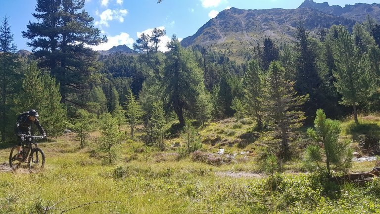 An Enduro Mecca: Riding the Reschen Pass... | bike-components