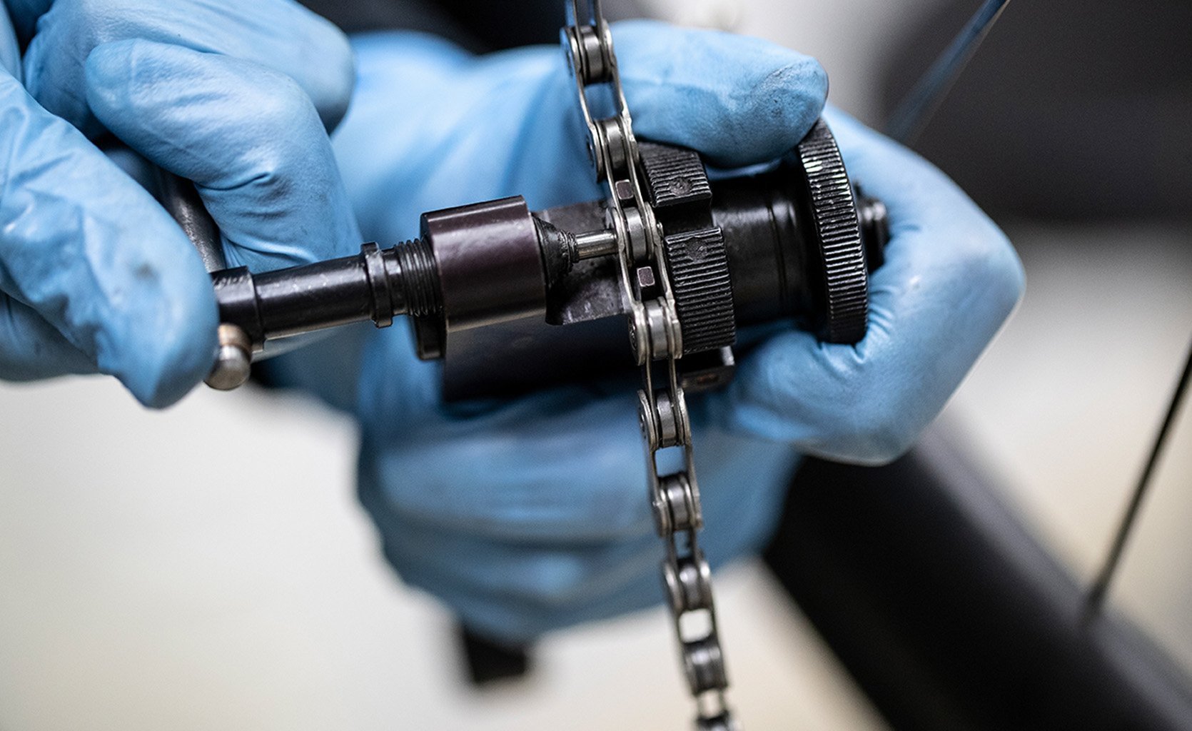 How To: Replace the Chain on Your Road... | bike-components