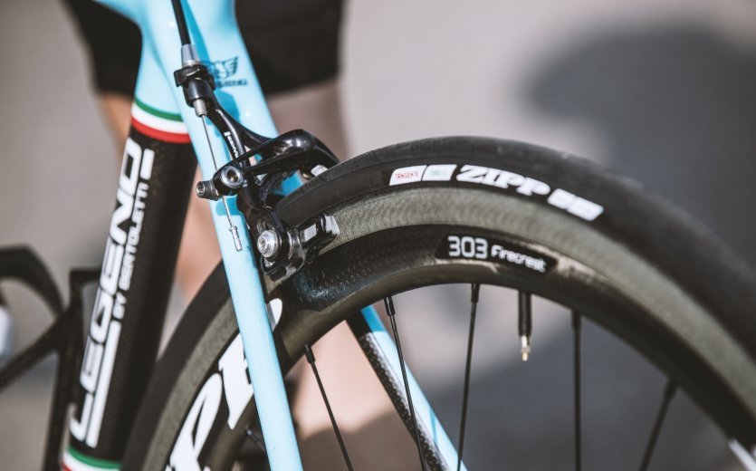 Im Test: Zipp 303 Firecrest Clincher... | bike-components