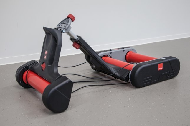 Im Test: Die freie Trainingsrolle Elite... | bike-components