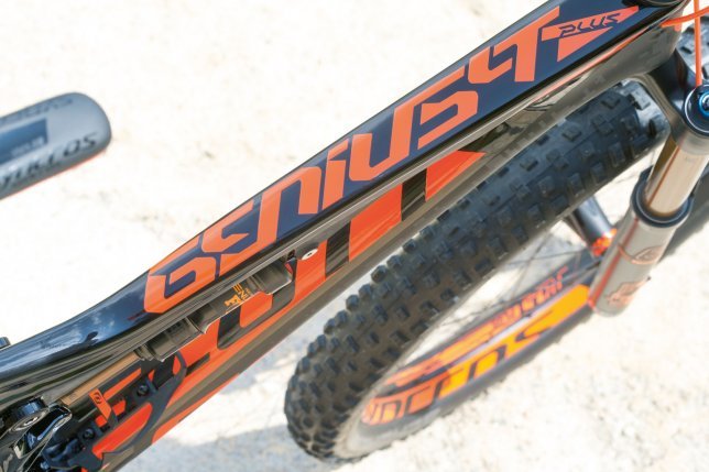 Im Test: Scott Genius 700 Tuned Plus 2016 | bike-components