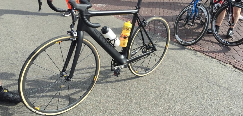 Limburgs Mooiste Rennrad-Rennen: 250 km,... | bike-components