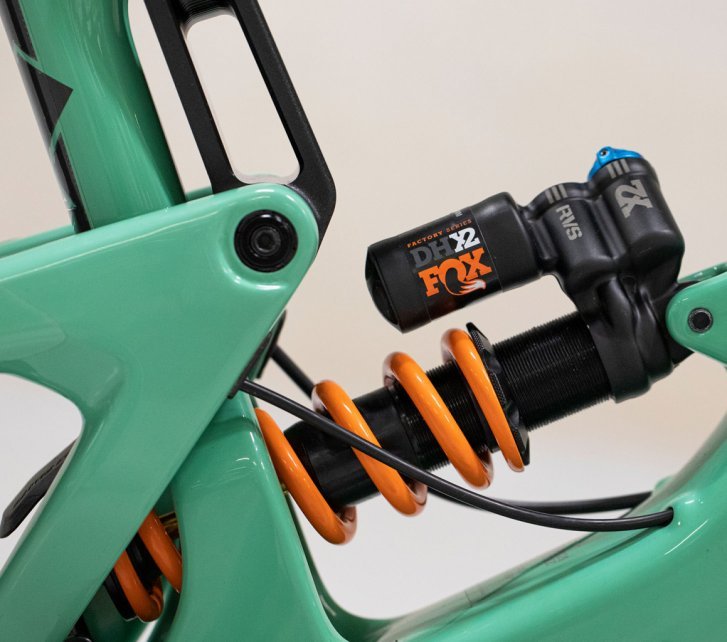 Air, Steel and Titanium – Mountain Bike... | bike-components