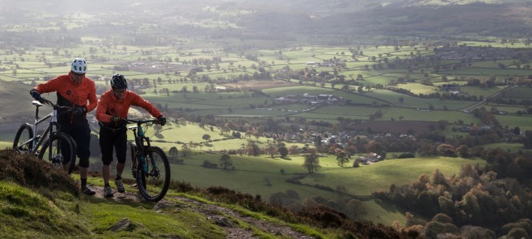 Mountain Biking the Clwyd in Wales | bike-components