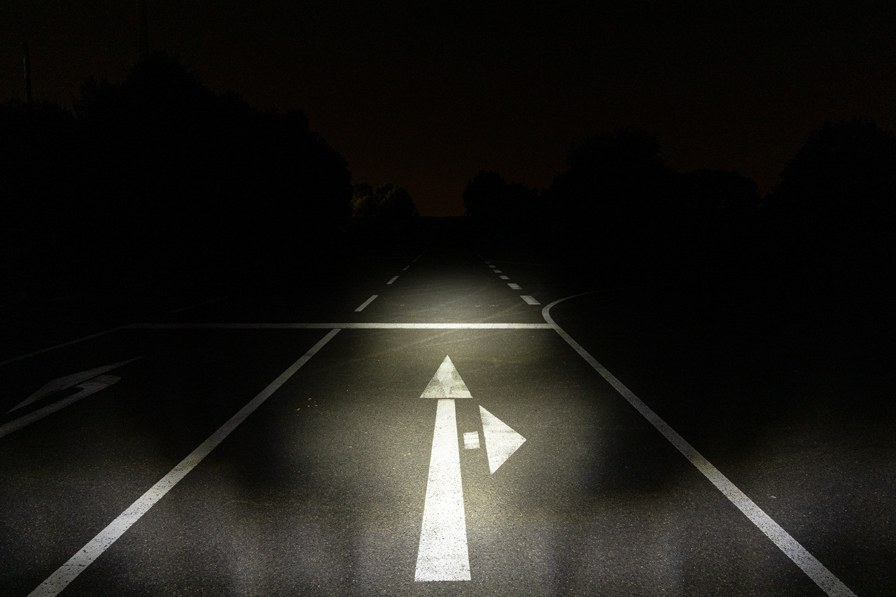 Axa Blueline 50-E6 E-Bike LED Front Light - 2016 Model - StVZO Approved ...