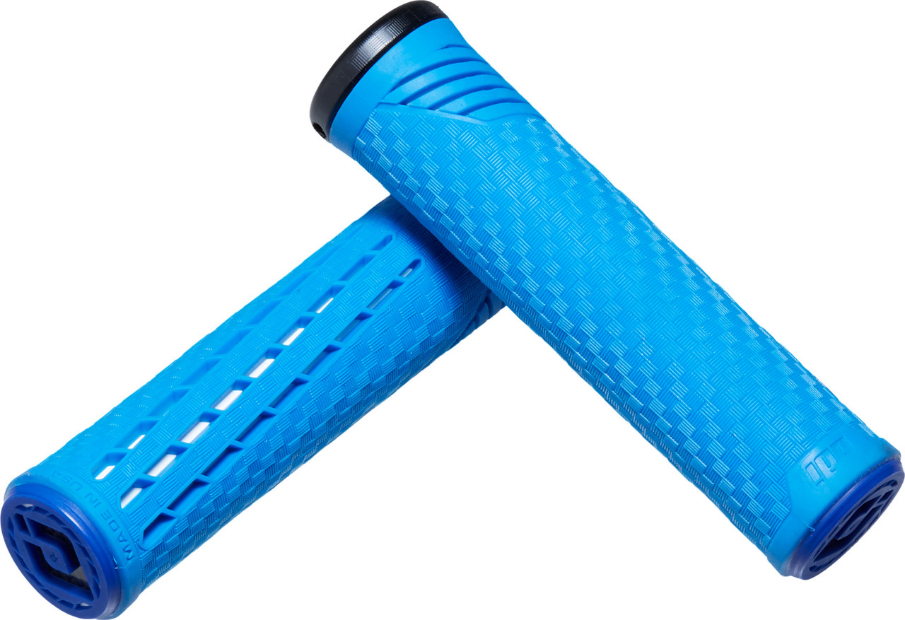 SALE! ODI CF v2.1 Lock-On Handlebar Grips - bike-components