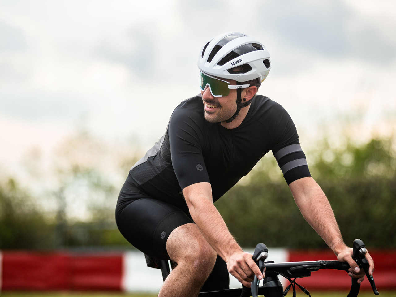 uvex rise pro MIPS Helm online kaufen - bike-components